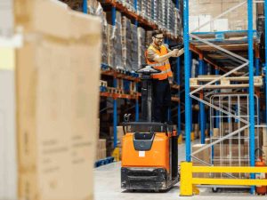 Electric Pallet Stacker Operator Training: Safety Tips & Best Practices